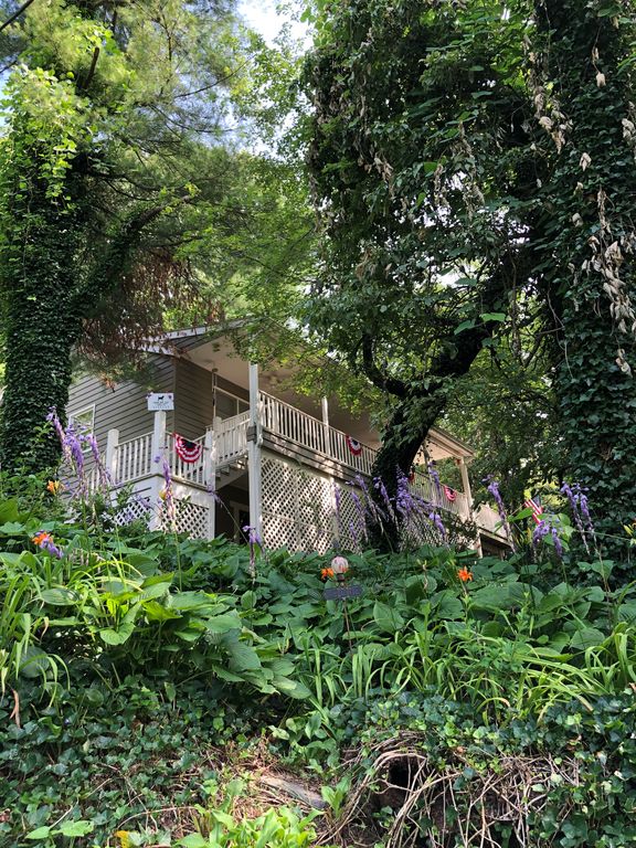 Saluda - First Peak of the Blue Ridge